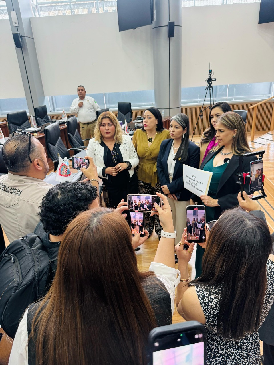 Nancy Frías acusa a diputadas de Morena de proteger a Cuauhtémoc Blanco | La Voz de Chihuahua