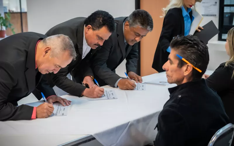 SEECH firma convenio con 36 municipios para fortalecer la educación en ...