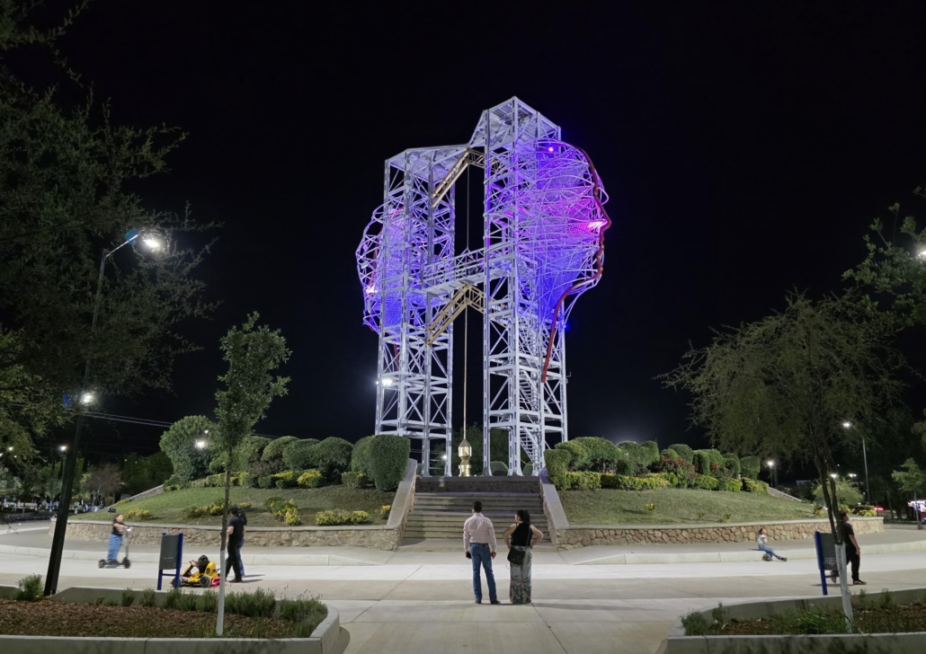 Parral realza su emblemática "Puerta del Tiempo" con nueva iluminación ...