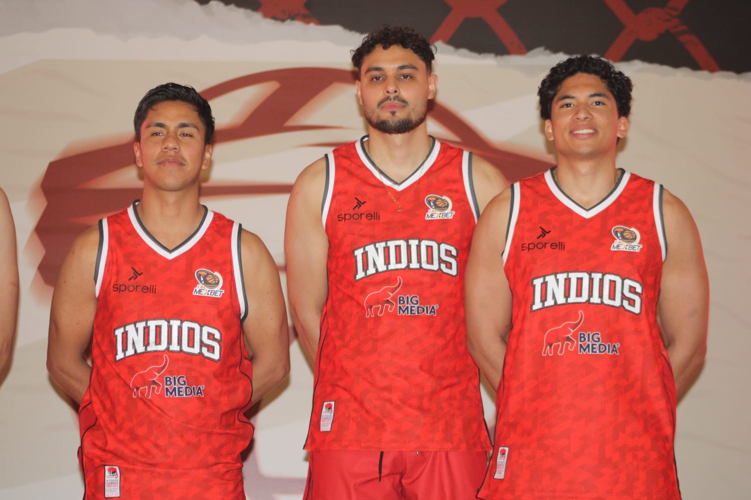 Presentan nuevo roster de jugadores de los Indios de Juárez para la ...